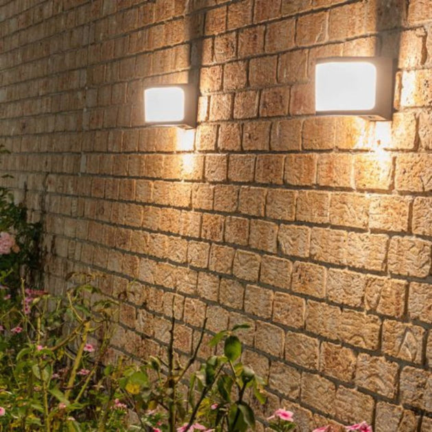 Cube Wall Light – The Springs Garden World